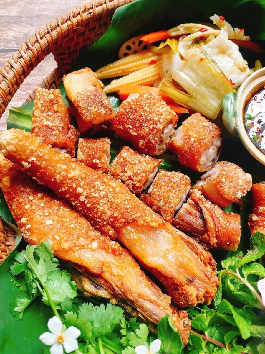 Đuôi heo nấu gì ngon? Những món ngon từ đuôi heo hấp dẫn, bổ dưỡng