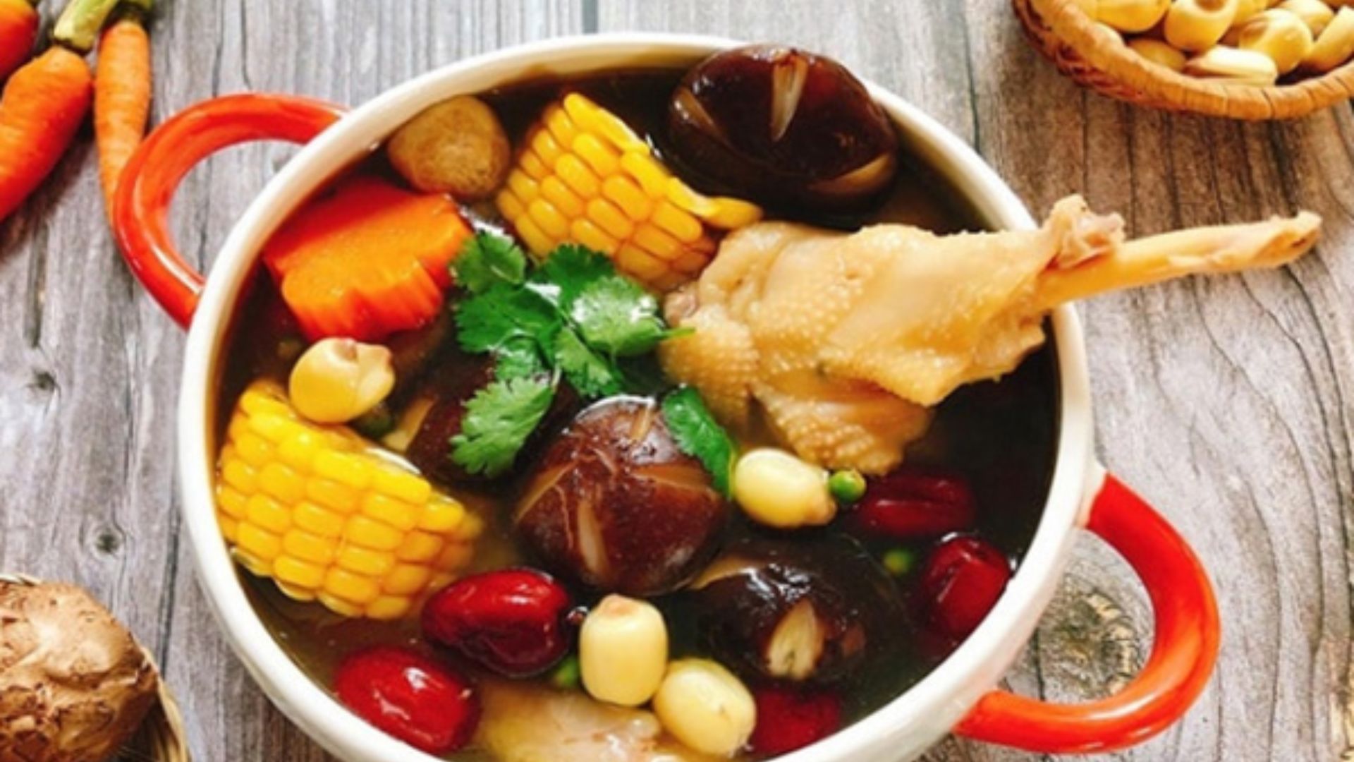 Những món ngon từ hạt sen thơm ngon bổ dưỡng, dễ làm tại nhà