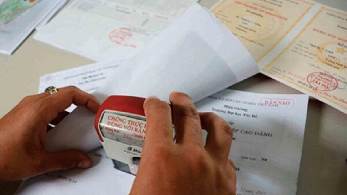 Yêu cầu nộp bản sao công chứng, chứng thực trong một số thủ tục hành chính