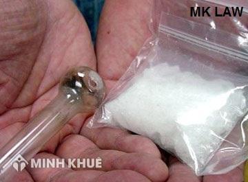Vận chuyển bao nhiêu gam heroin, ma túy đá thì bị tử hình